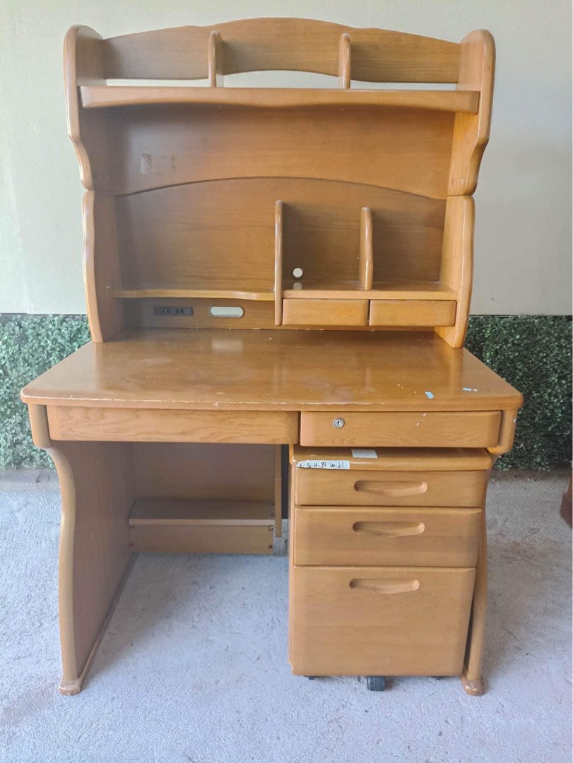 study table japan surplus on Carousell