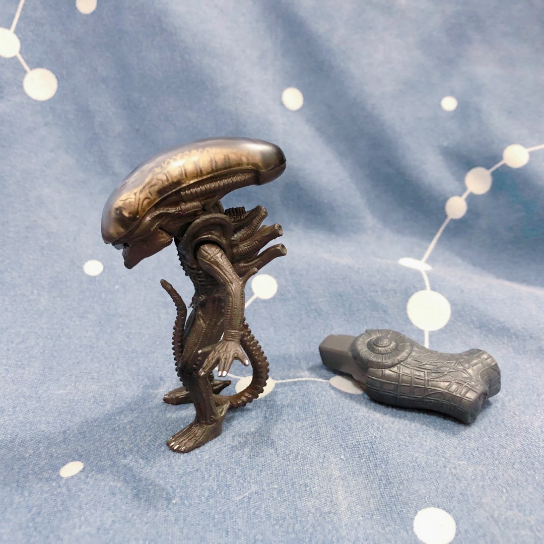 Takara Tomy Arts Aliens Prometheus Xenomorph - Alien Capsule toy ...
