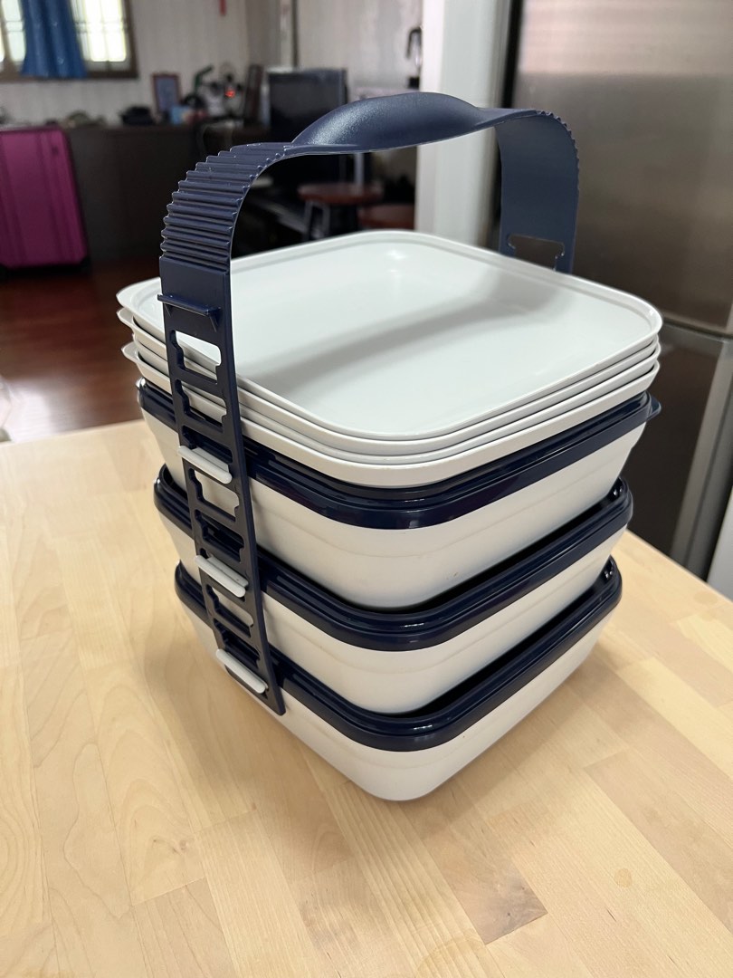 Tupperware party carrier, come with 4 plates, Furniture & Home Living ...