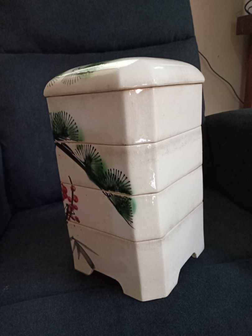 Vintage Japanese Jubako Box, Hobbies & Toys, Memorabilia & Collectibles, Vintage Collectibles on ...