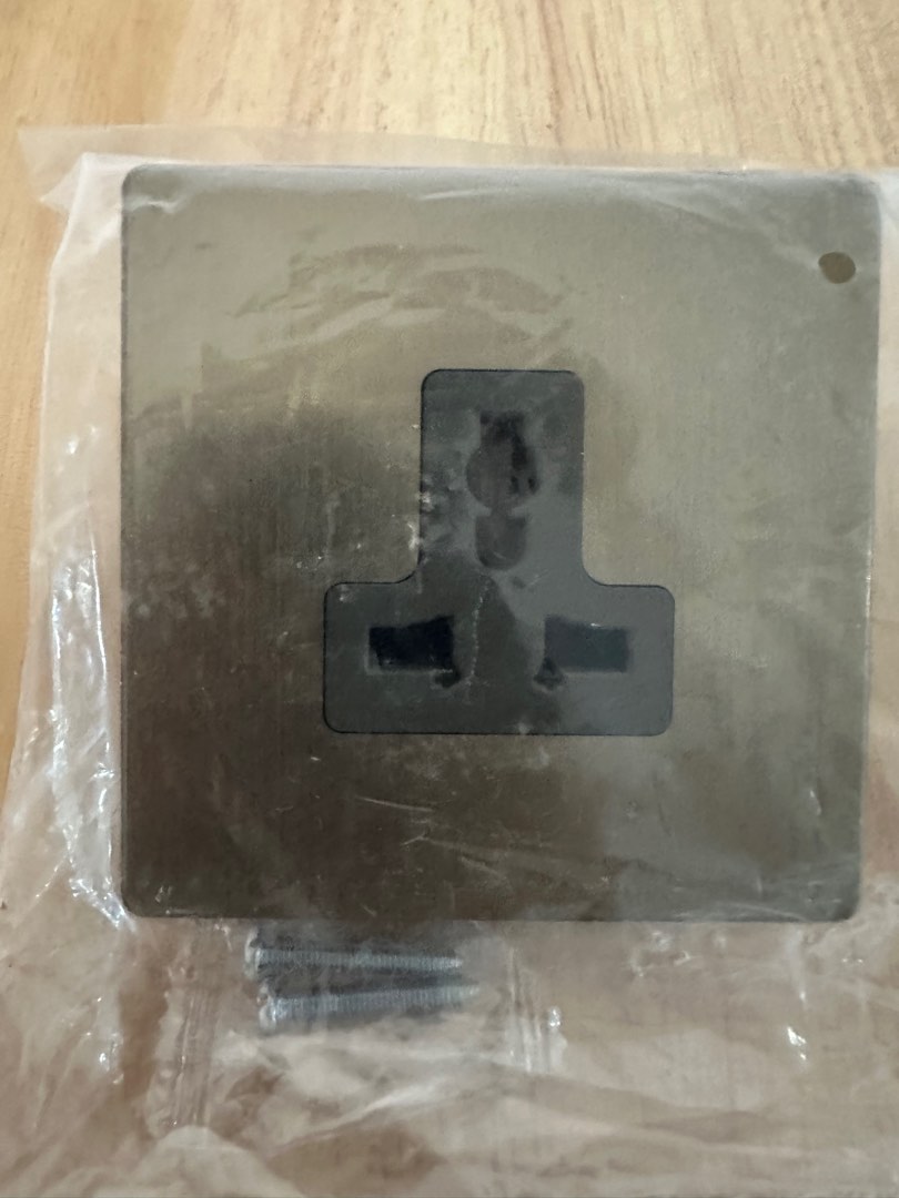 Wall socket, Furniture & Home Living, Home Improvement & Organisation ...