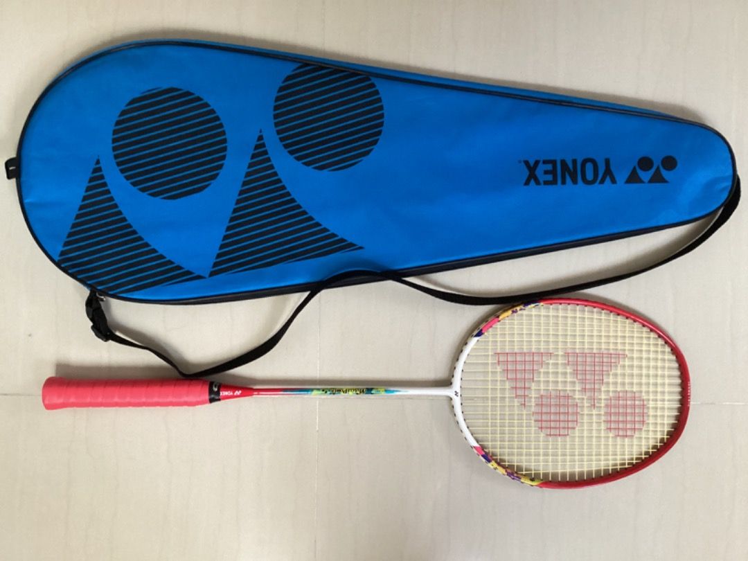 Yonex muscle power 5 (customed), Sports Equipment, Sports & Games ...