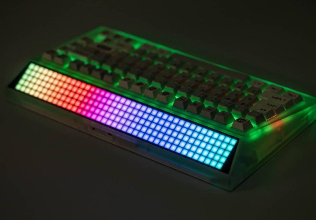 Angrymiao Cyberboard Xmas Polycarbonate Black, Computers & Tech, Parts ...