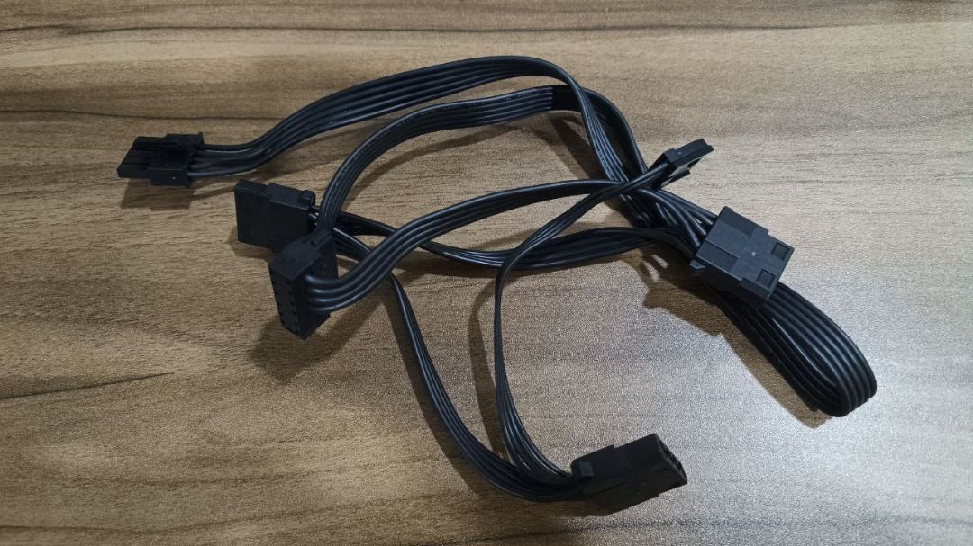 Auxiliary Cable (CPU FAN CABLE) to PSU, Computers & Tech, Parts ...