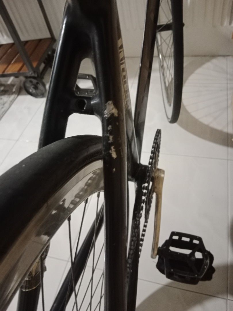 blackout Throne Tracklord FS gen 2, Sports Equipment, Bicycles & Parts ...