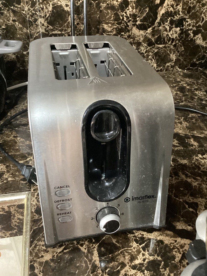 Camel Air fryer and Imarflex 2-Slice Pop-Up Toaster Stainless on Carousell