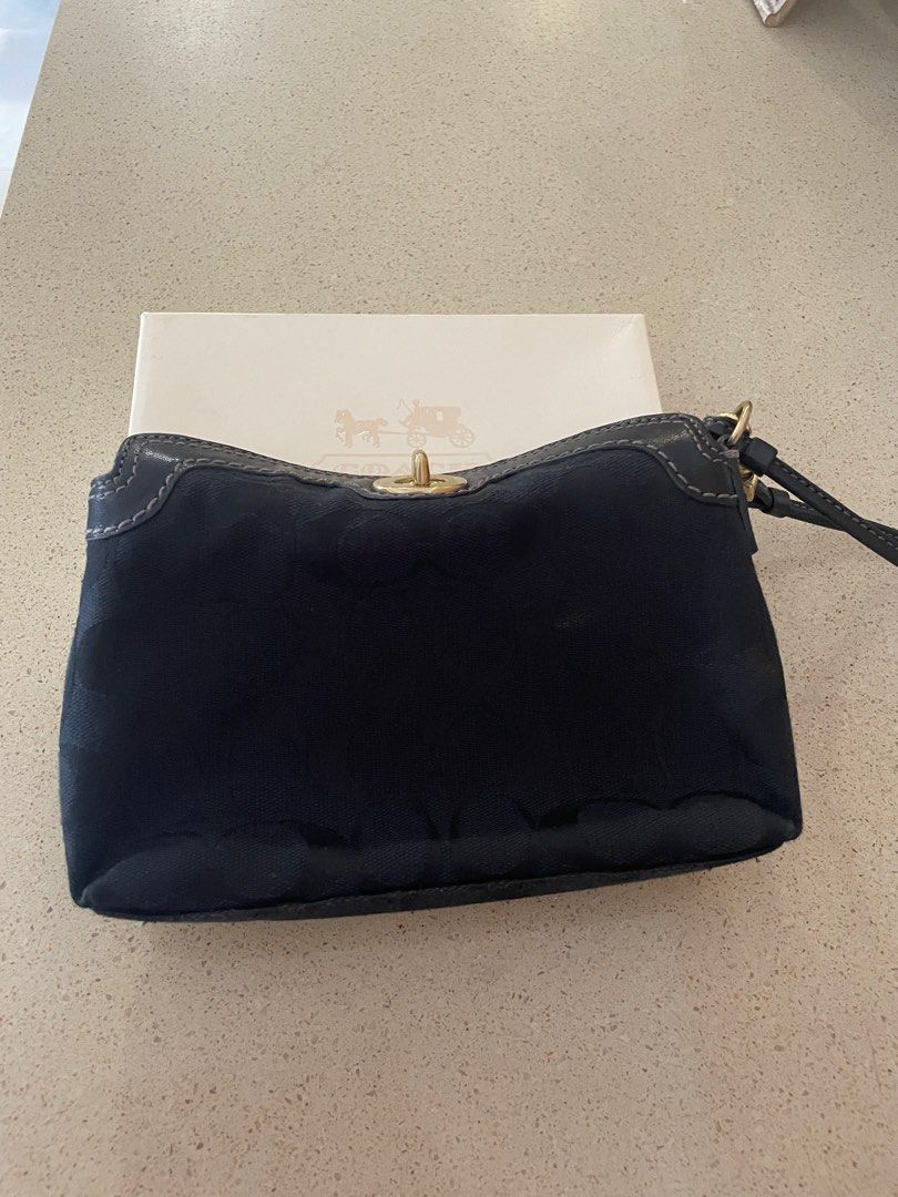 Coach pounch, Women's Fashion, Bags & Wallets, Purses & Pouches on ...