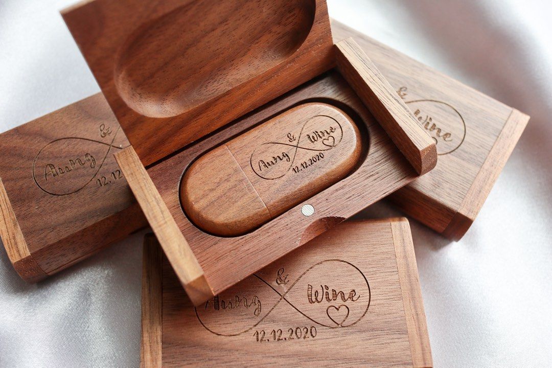 Custom thumbdrive usb wood engrave name logo wedding office dnd parties ...