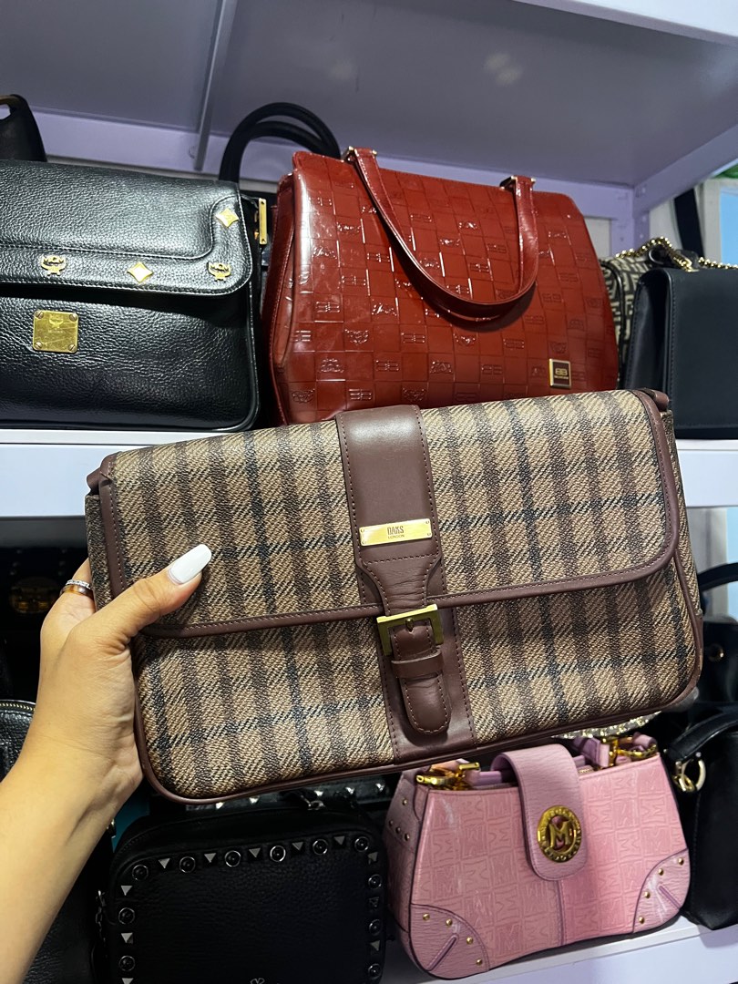 Daks sling bag on Carousell