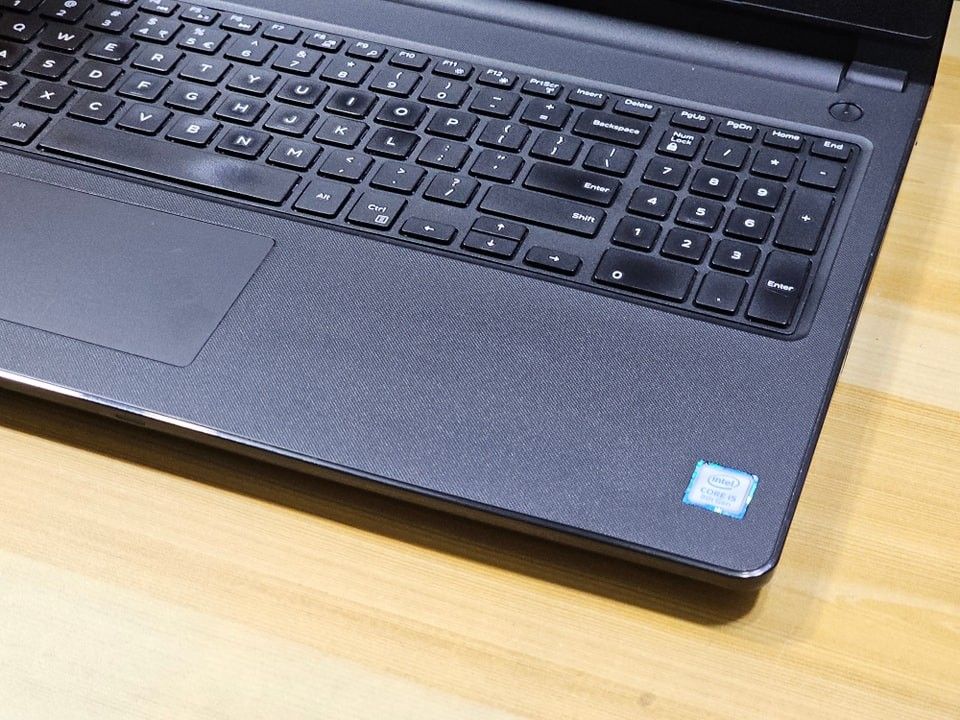 Dell Inspiron 15 3576 Core i5-8Th Gen 8Gb Ram 128Gb SSD RADEON 520 2Gb ...