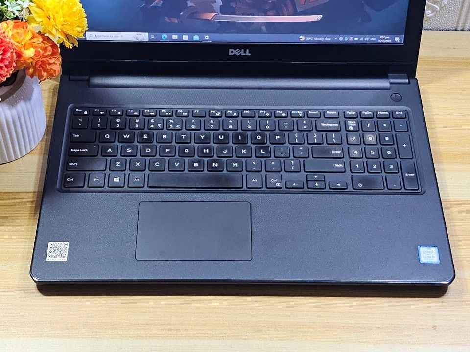 Dell Inspiron 15 3576 Core i5-8Th Gen 8Gb Ram 128Gb SSD RADEON 520 2Gb ...
