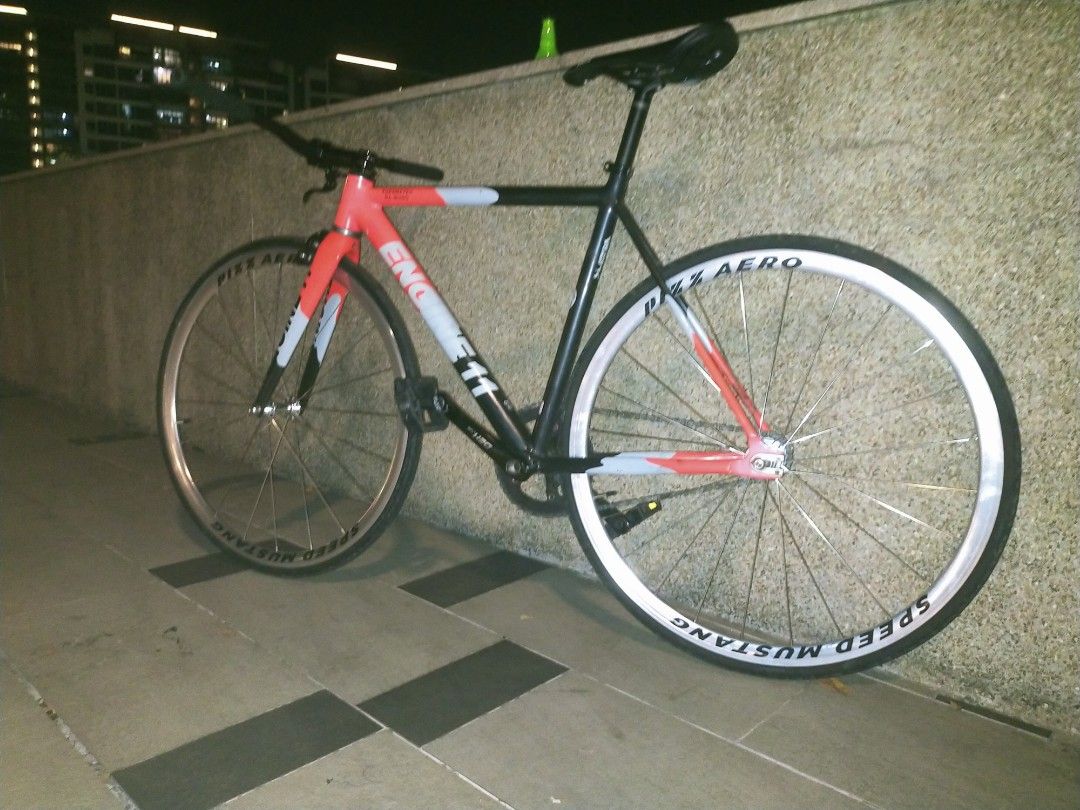Engine 11 crit d frameset wtt, Sports Equipment, Bicycles & Parts ...