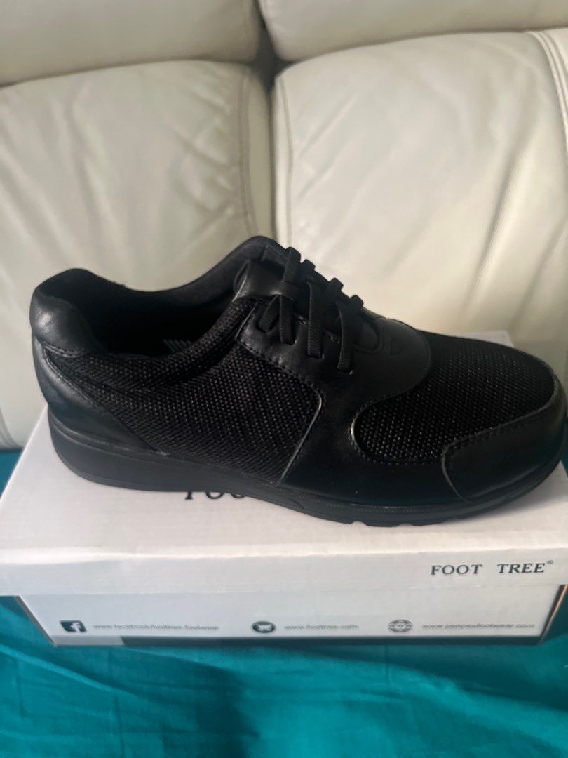 Foot Tree Shoes, Women's Fashion, Footwear, Shoe inserts on Carousell