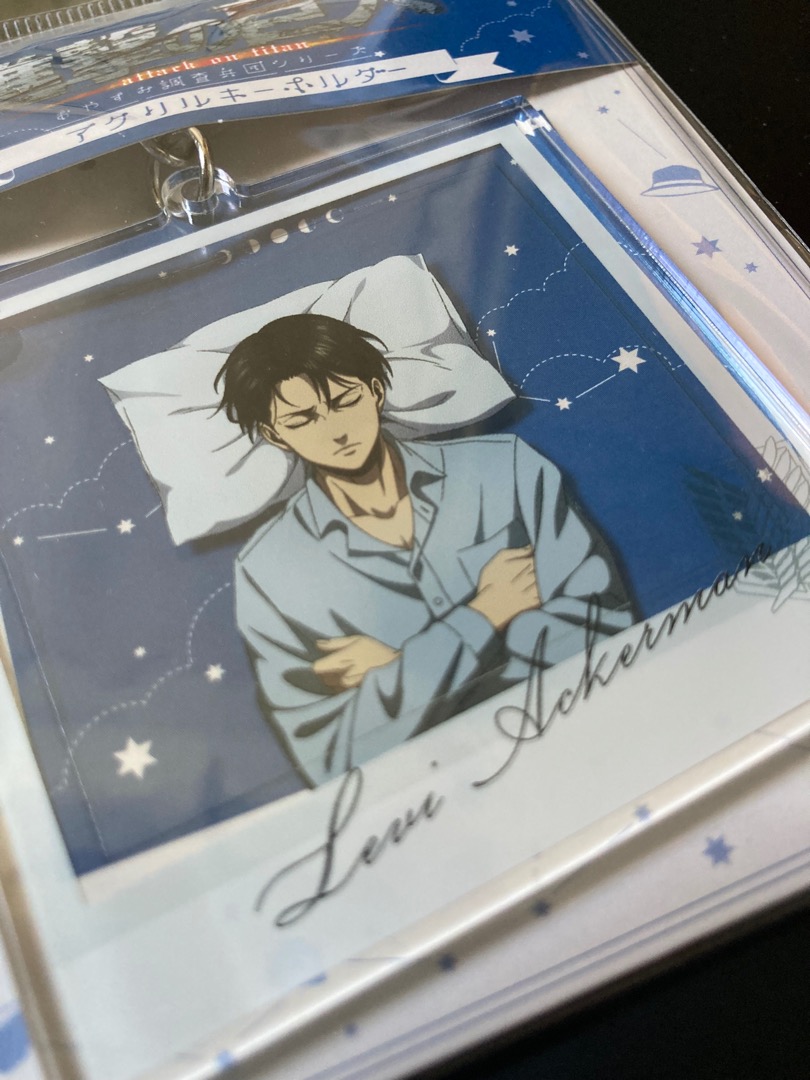 [From Japan] Official Attack on Titan PopUp Shop Sleeping Levi Ackerman Acrylic Keychain ...
