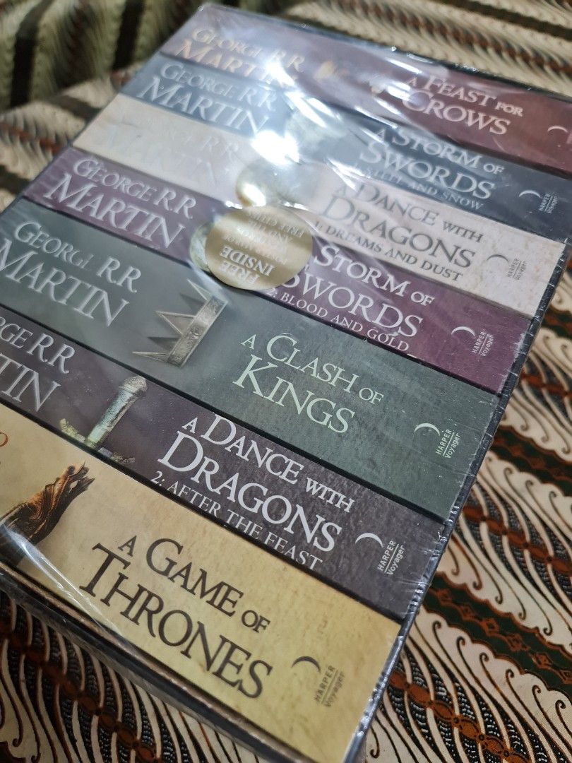 Game Of Thrones - A Song of Ice and Fire book set, Hobbies & Toys ...