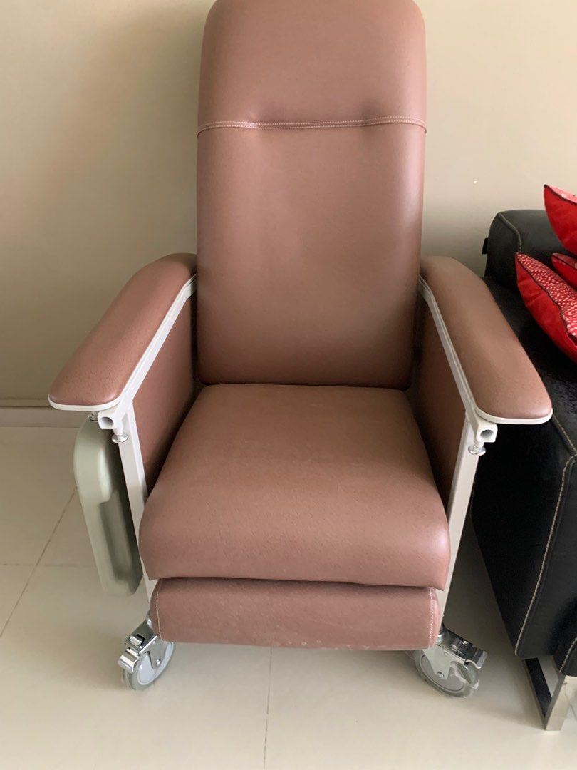 Geriatric Chair, Health & Nutrition, Assistive & Rehabilatory Aids ...