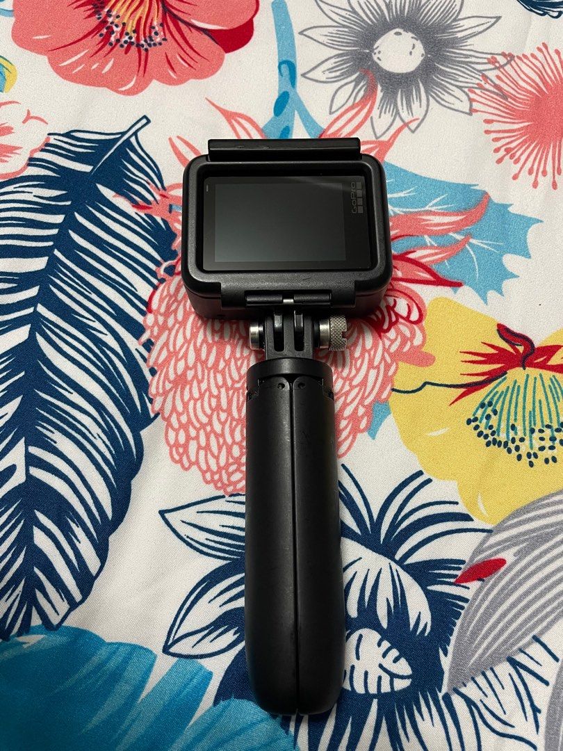 GoPro 7 Silver, Photography, Cameras on Carousell