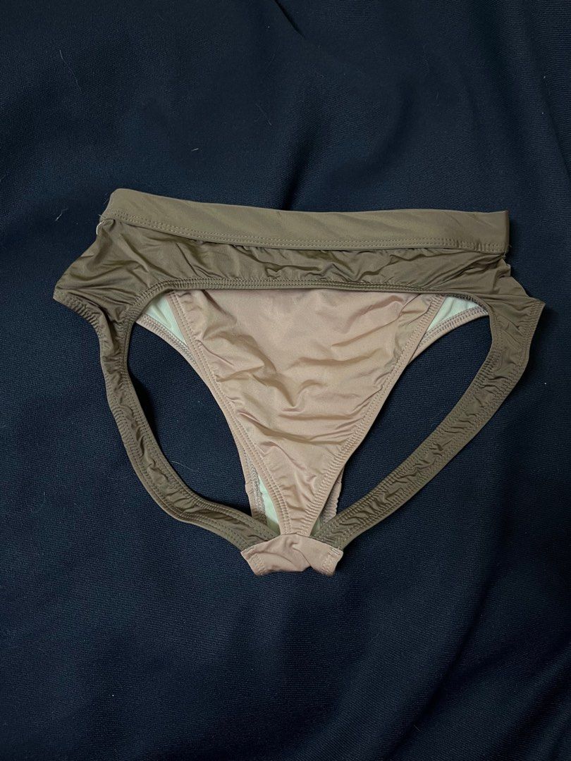 Hamade polewear bikini top RAD bottom pole wear, 女裝, 運動服裝 - Carousell