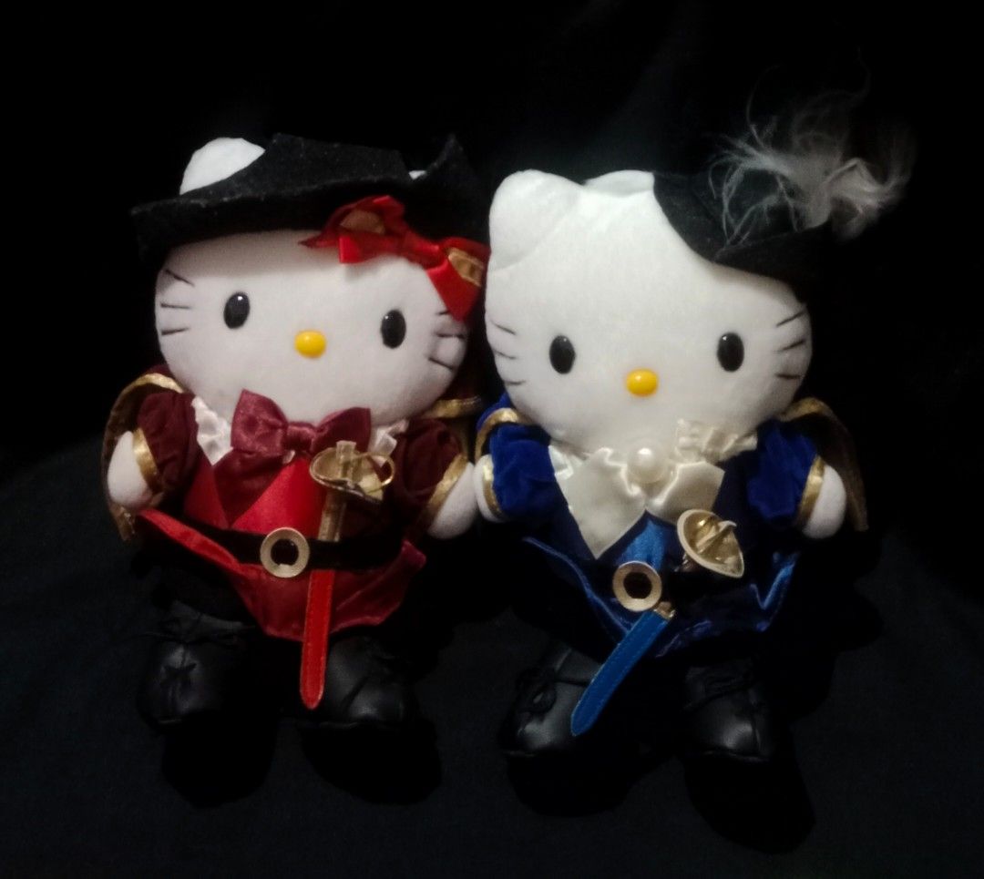 Hello kitty vintage 2000 medieval knights couple plush, Hobbies & Toys ...