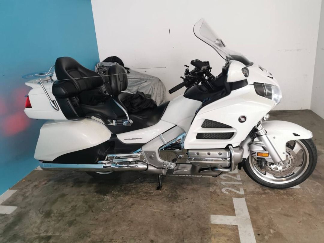 Honda GL1800B, Motorcycles, Motorcycles for Sale, Class 2 on Carousell