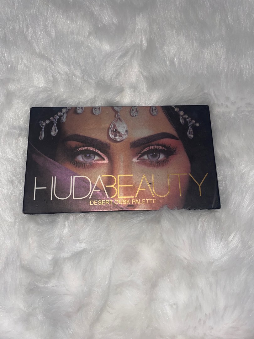 Huda beauty pallet, Beauty & Personal Care, Face, Makeup on Carousell