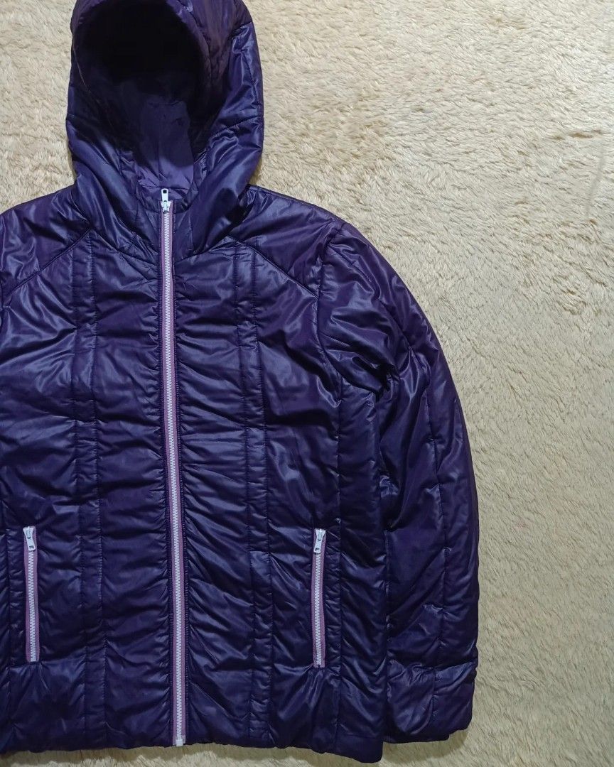 Jaket puffer, Fesyen Wanita, Pakaian Wanita, Baju Luaran di Carousell