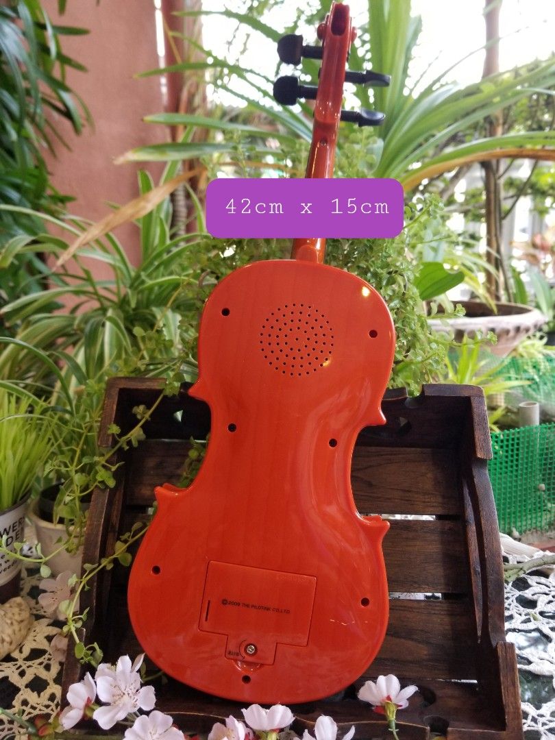 Japan vintage sanrio hello kitty violin for deco, Hobbies & Toys, Collectibles & Memorabilia ...