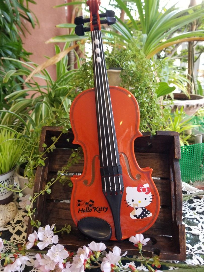 Japan vintage sanrio hello kitty violin for deco, Hobbies & Toys, Collectibles & Memorabilia ...