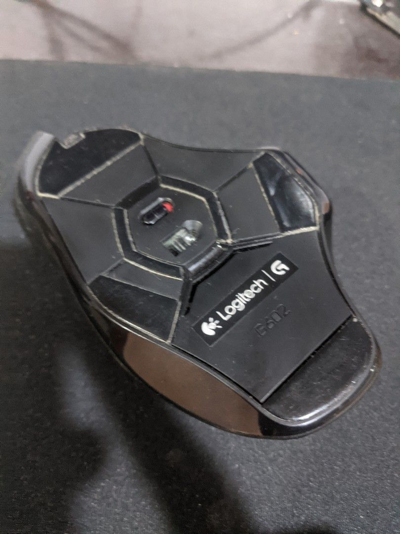 Lotich Gpro X Superlight Wireless Mouse with FLOW Cross-Computer ...
