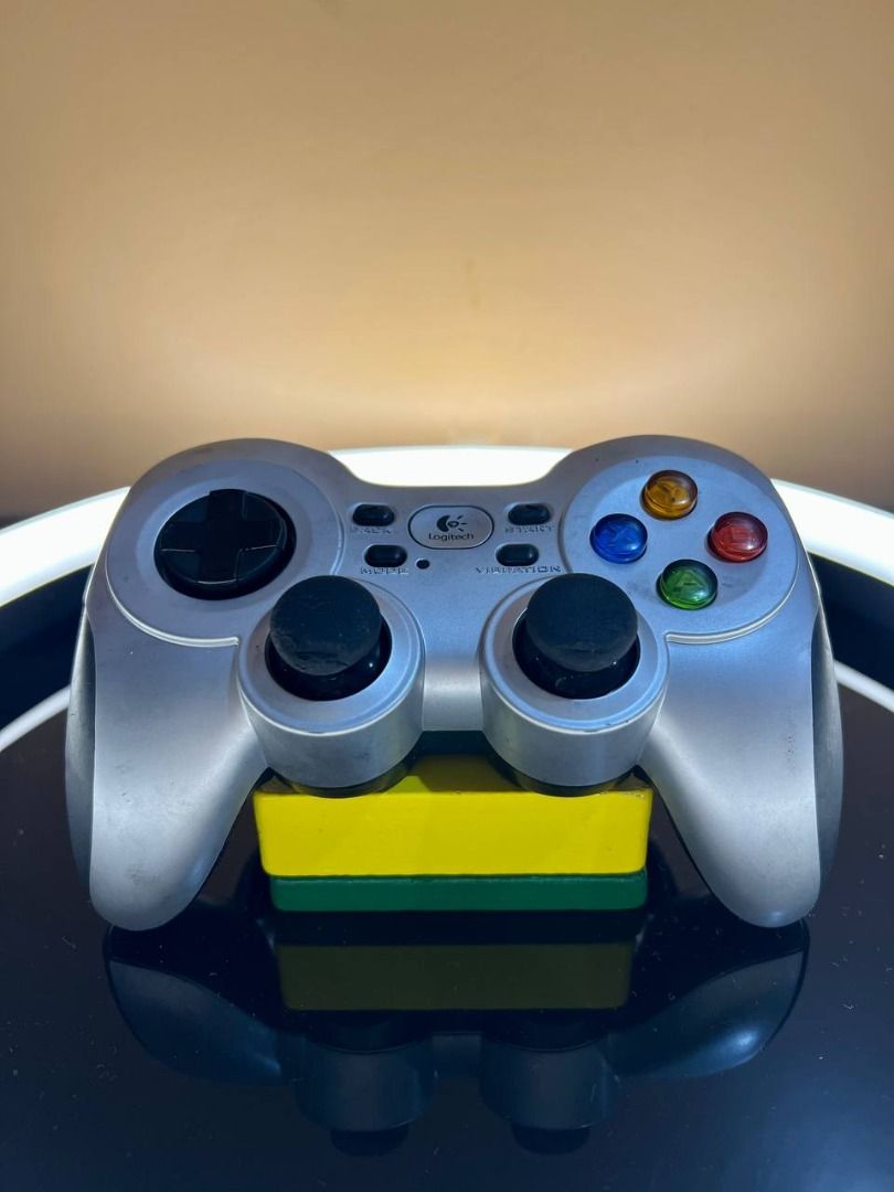 LOGITECH F710 wireless gamepad controller, Video Gaming, Gaming ...