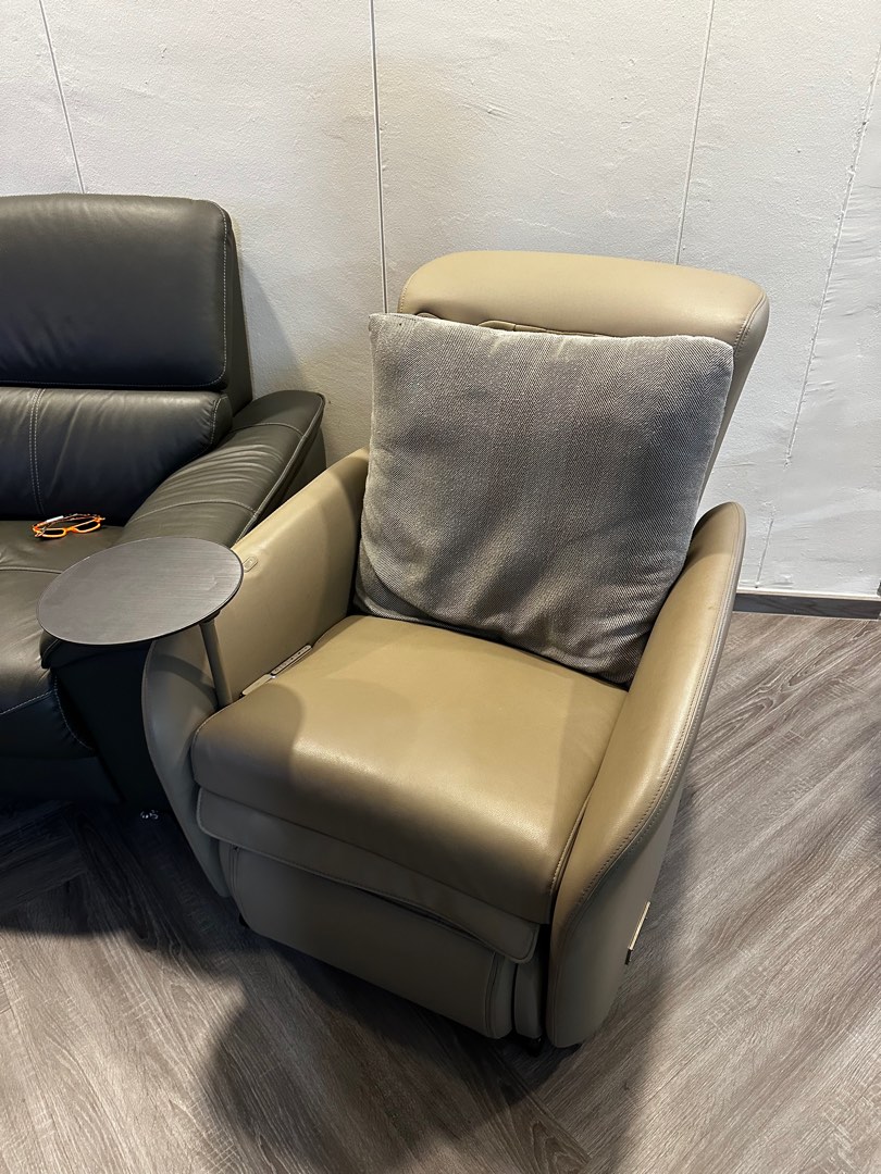 Osim UDiva 3, Furniture & Home Living, Furniture, Chairs on Carousell