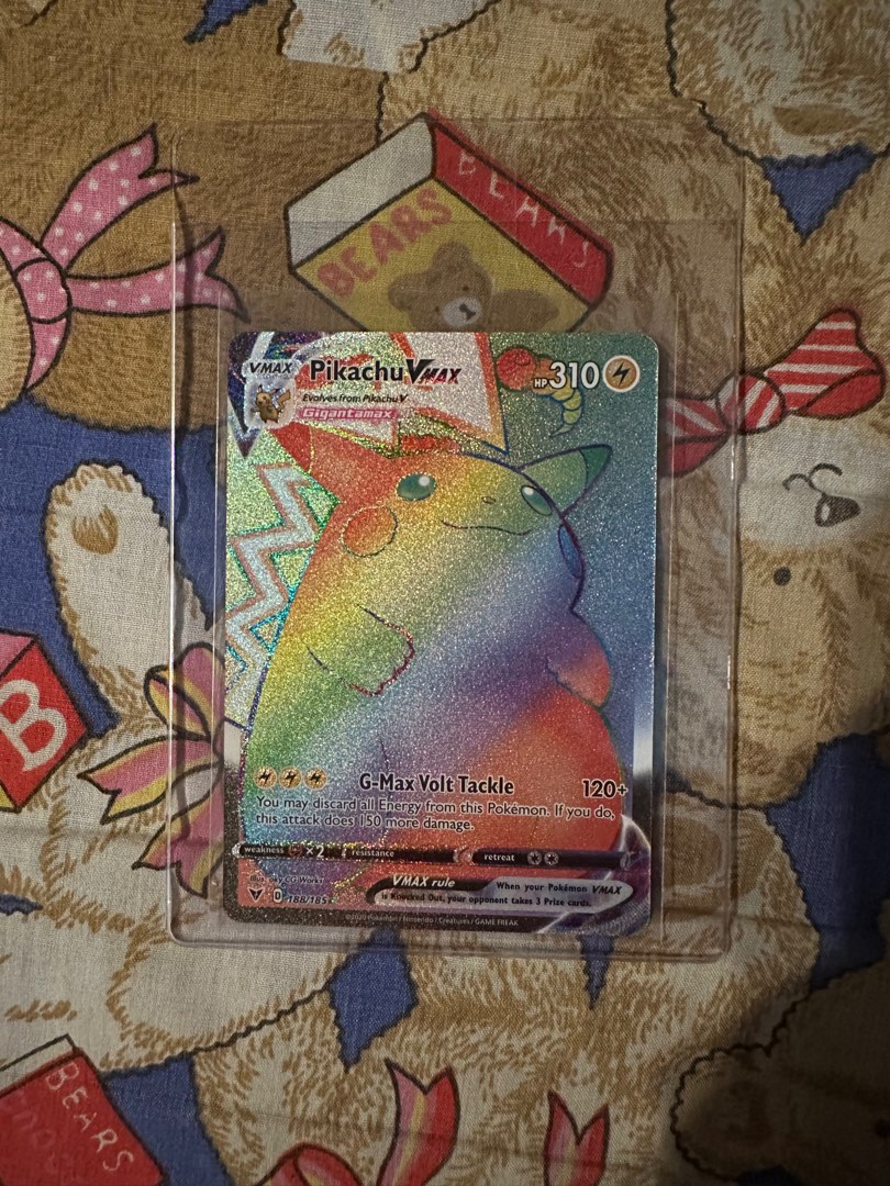 Pokemon TCG SWSH Vivid Voltage Pikachu Vmax Hyper Rare, Hobbies & Toys ...