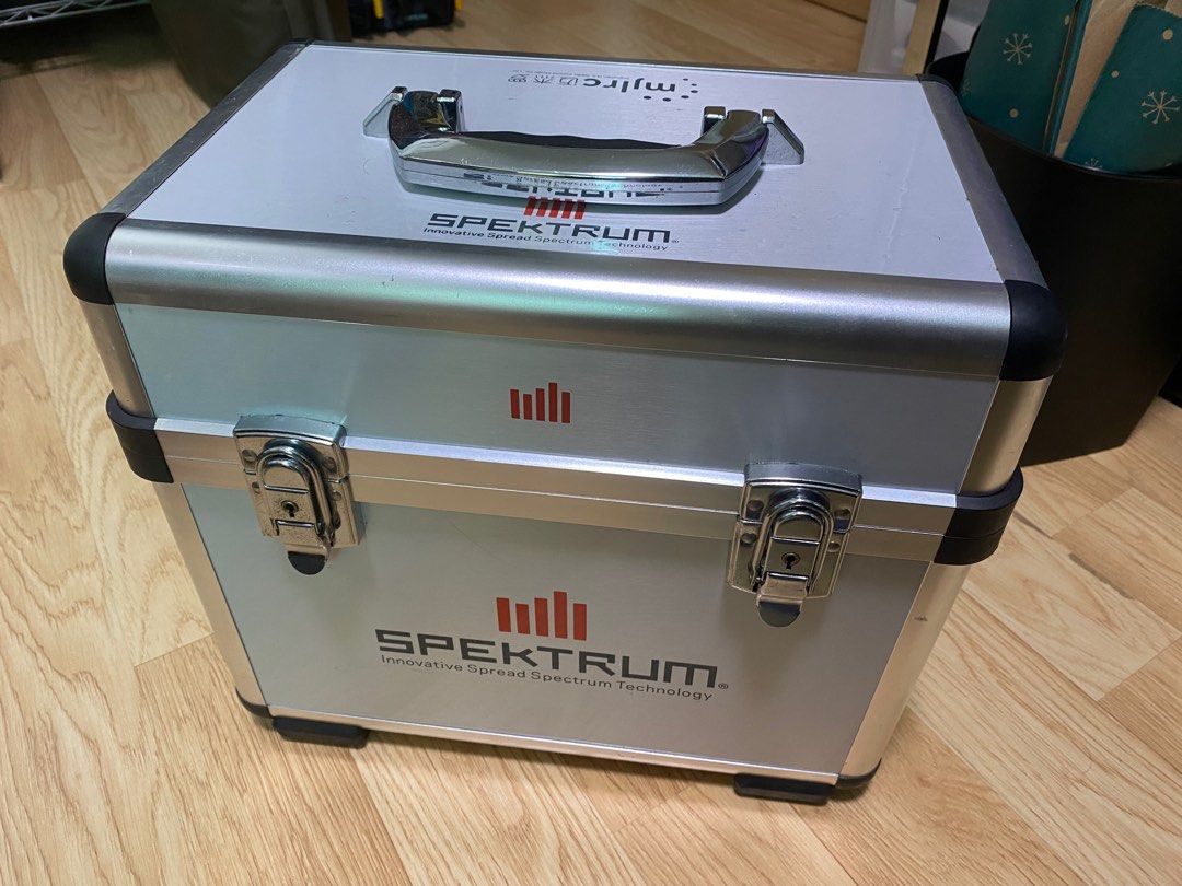 Radio Transmitter Case (For Dual Spektrum Transmitters), Hobbies & Toys ...