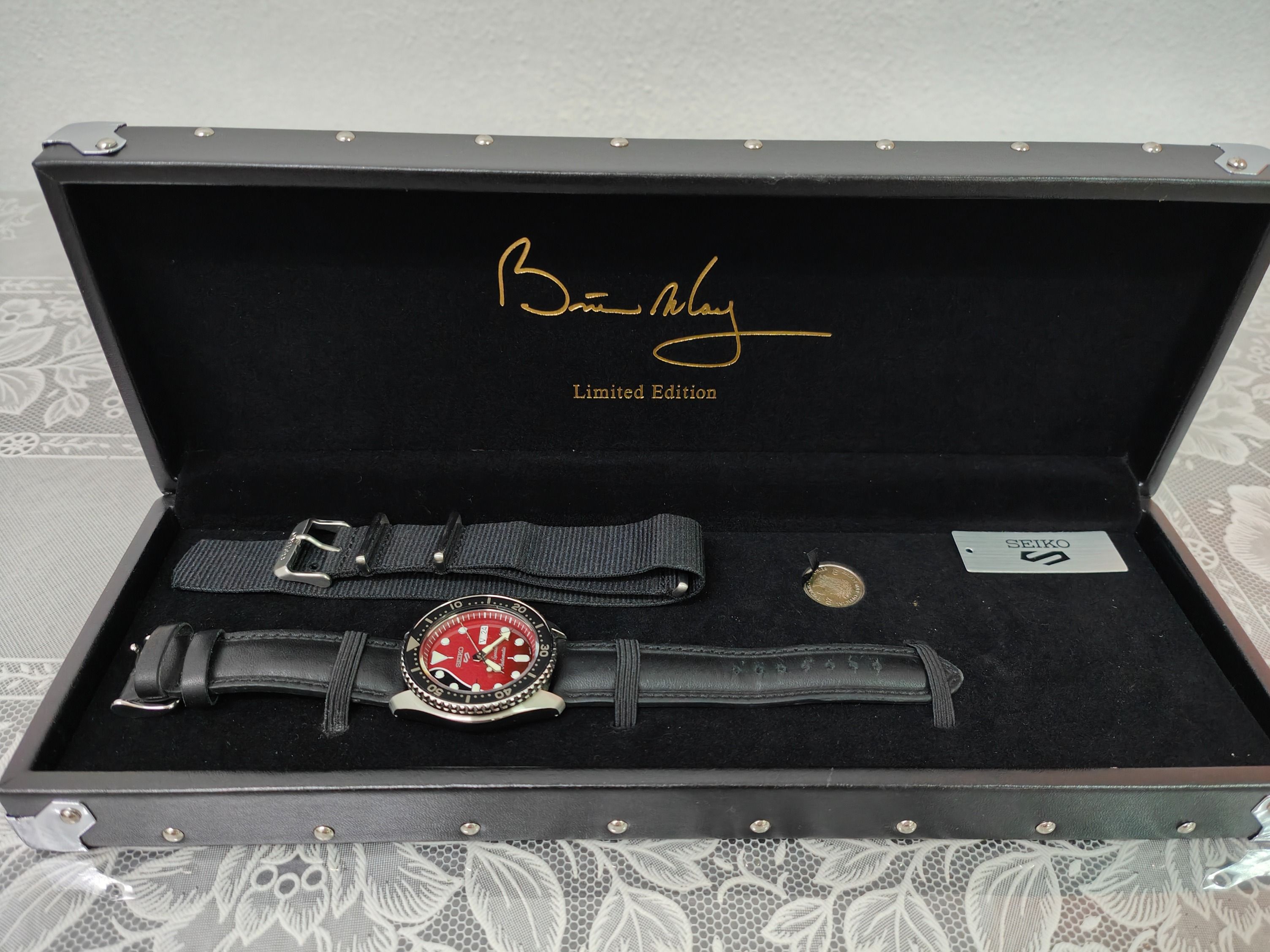 Seiko Red Special (Limited Edition), Luxury, Watches on Carousell