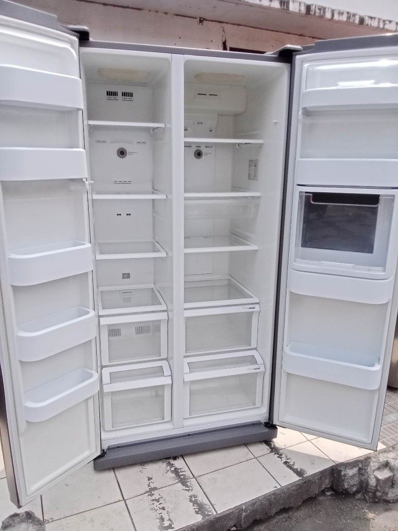 SELLING 24 CUBIC FEET DOUBLE SIDED DOOR!!!!, TV & Home Appliances ...