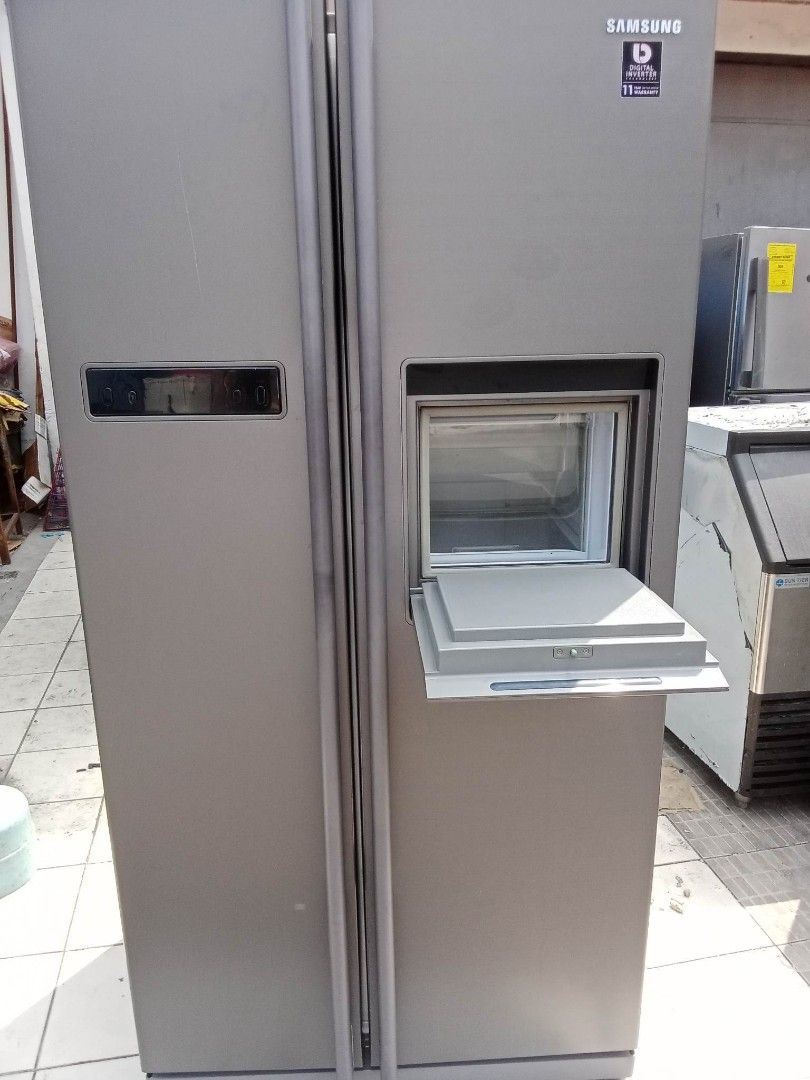 SELLING 24 CUBIC FEET DOUBLE SIDED DOOR!!!!, TV & Home Appliances ...