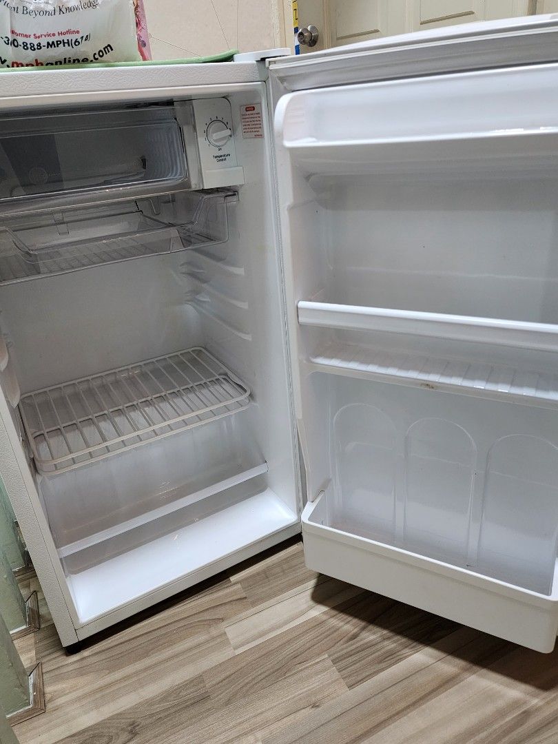 Small Bar Fridge With Freezer Compartment Tv And Home Appliances Kitchen Appliances
