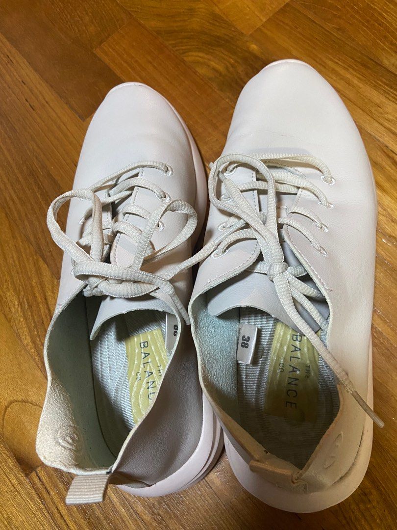 Sunny Step Shoes, Women's Fashion, Footwear, Sneakers on Carousell