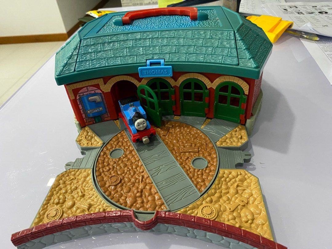 Thomas Train Station, Hobbies & Toys, Toys & Games on Carousell