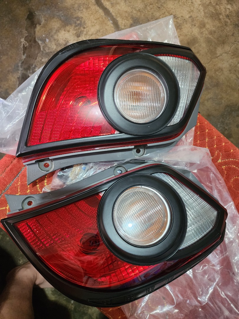 Toyota wigo gen1 stock rear light, Car Parts & Accessories, Body Parts ...
