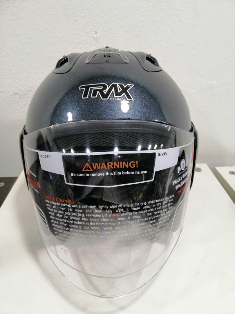 Trax Helmet, Motorcycles, Motorcycle Apparel on Carousell