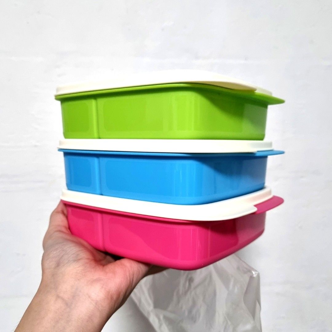 Tupperware 550 ml Lolly Tup Lollitup Square Divided Lunch It Box ...
