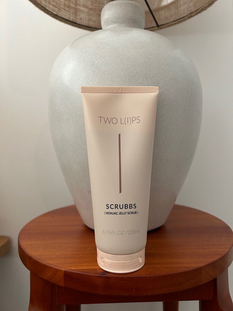 TWO LIPS SCRUBBS Konjac Jelly Scrub 200ml, Beauty & Personal Care, Bath ...