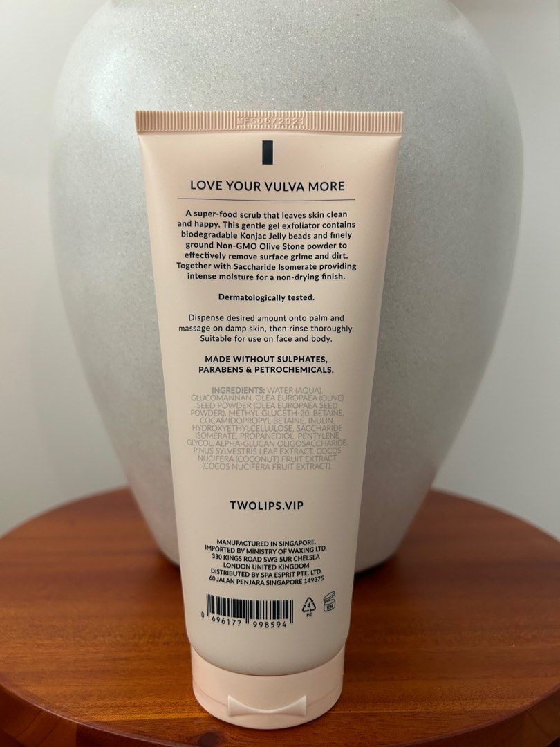 TWO LIPS SCRUBBS Konjac Jelly Scrub 200ml, Beauty & Personal Care, Bath ...