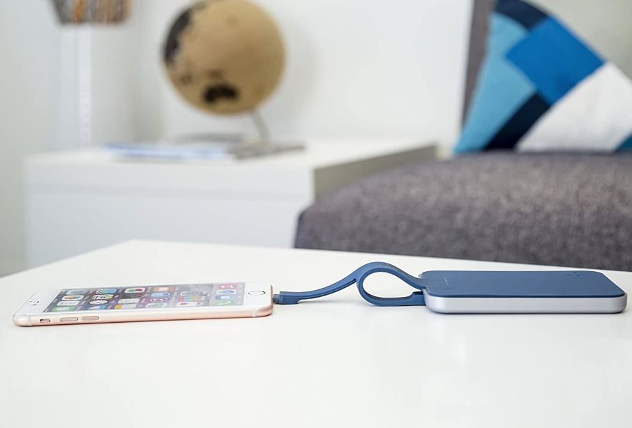 TYLT Flipcard Portable Power Pack, Built in Lightning & USB Cable for ...