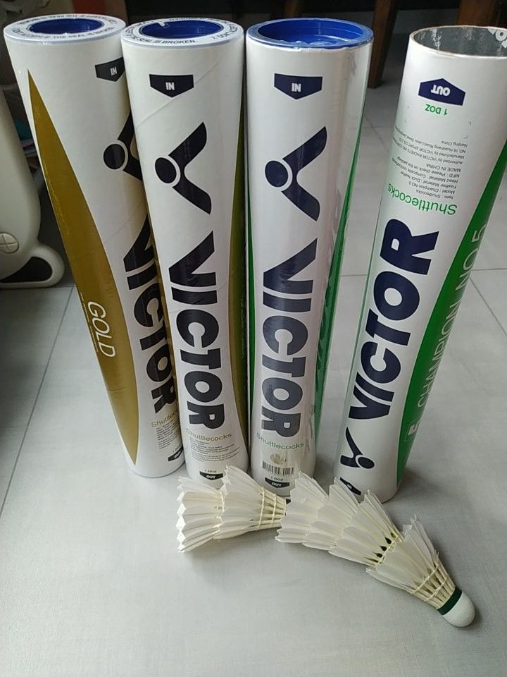 Victor shuttlecock 3 new tubes and 1 half tube, Sports Equipment ...