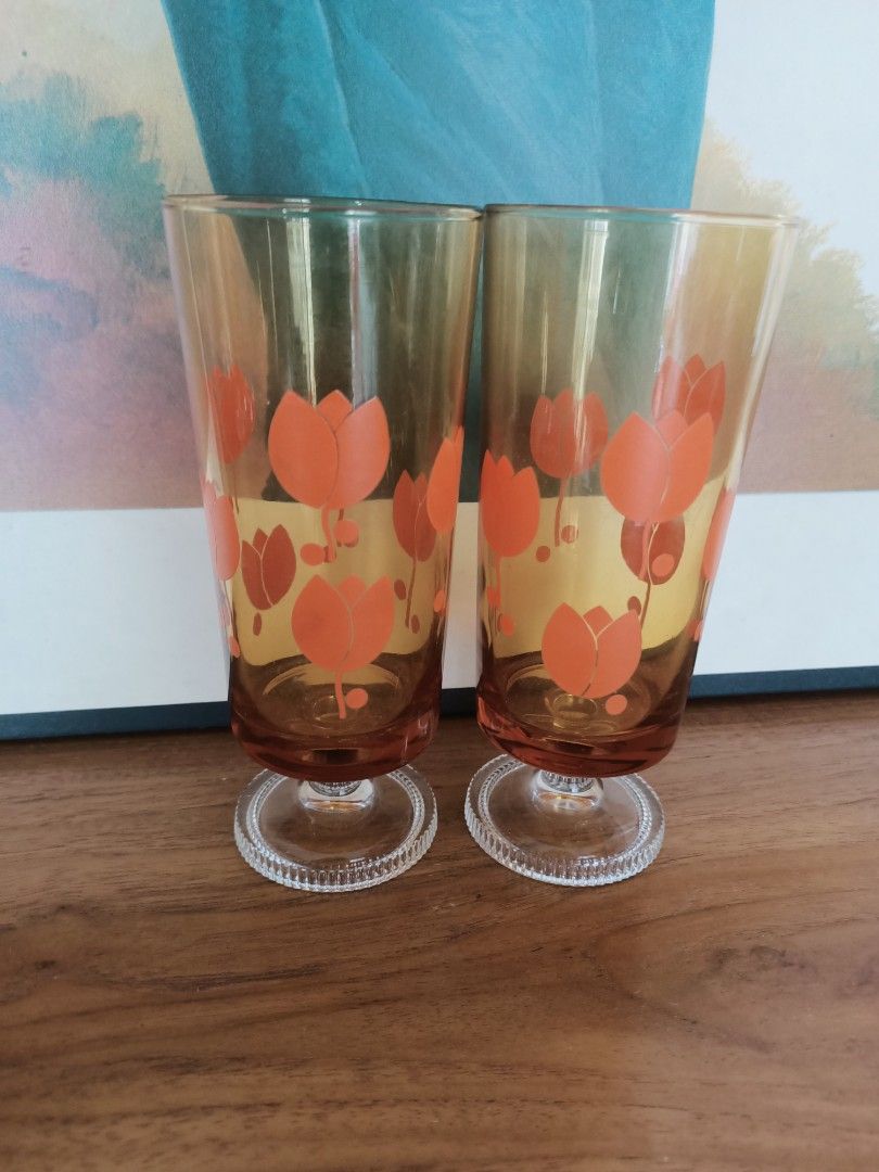 Vintage Aderia Footed Glasses, Hobbies & Toys, Memorabilia & Collectibles, Vintage Collectibles ...