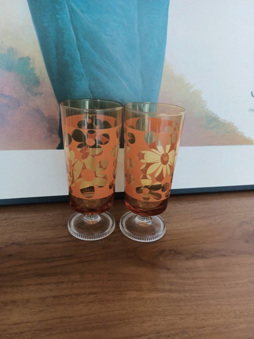 Vintage Aderia Footed Glasses, Hobbies & Toys, Memorabilia & Collectibles, Vintage Collectibles ...