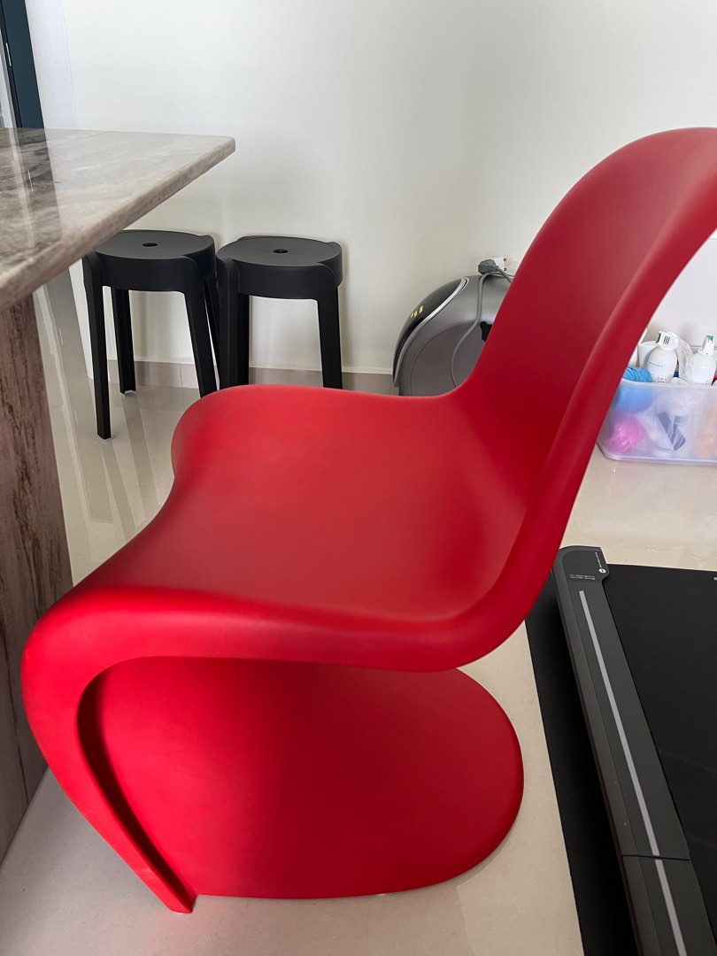 Vitra Panton Chair by Verner Panton 1967 Red and Black, Furniture ...