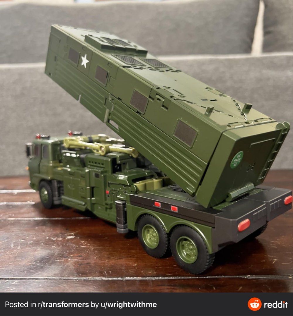 XTransbots Bulwark aka Bulkhead, Hobbies & Toys, Toys & Games on Carousell